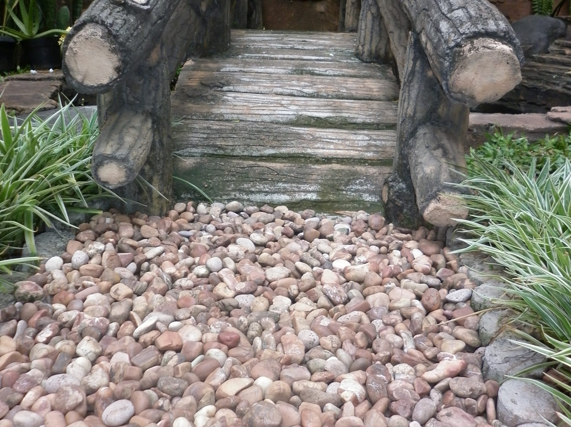 Bali Red Gravel Pebbles: A Vibrant Touch for Your Garden